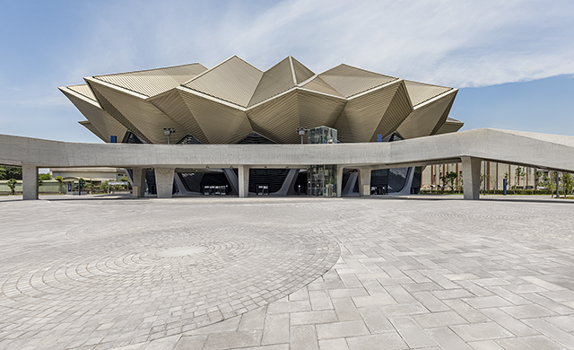 RUR Architecture Unveils Performance Hall in Taipei